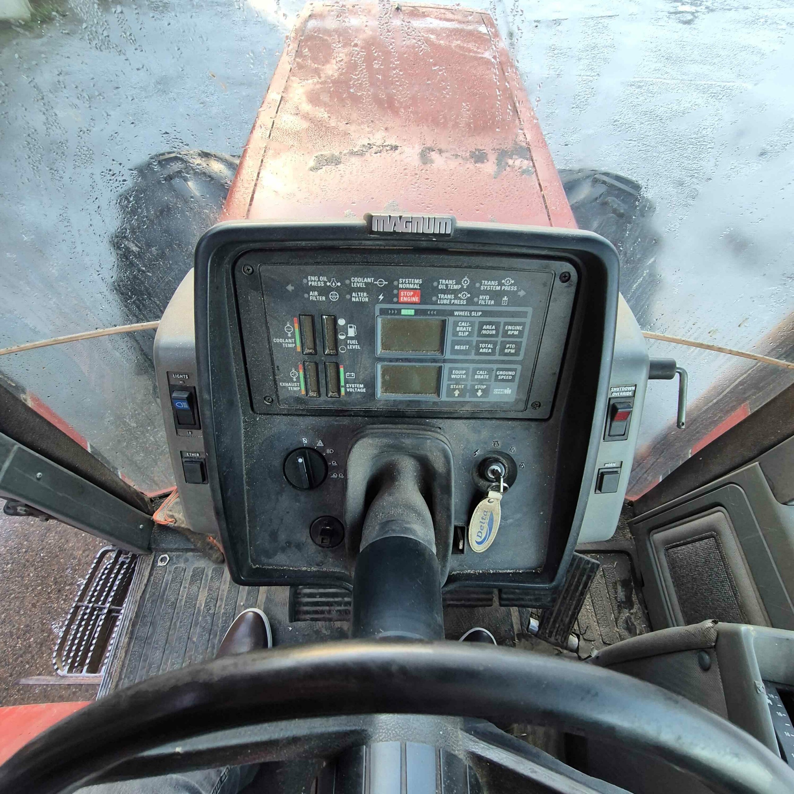 Case IH MAGNUM 7130 - Maatori